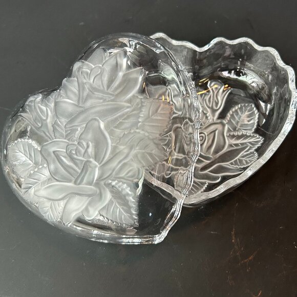 Studio Nova | Accents | Vintage Studio Nova Mikasa Crystal Heart ...
